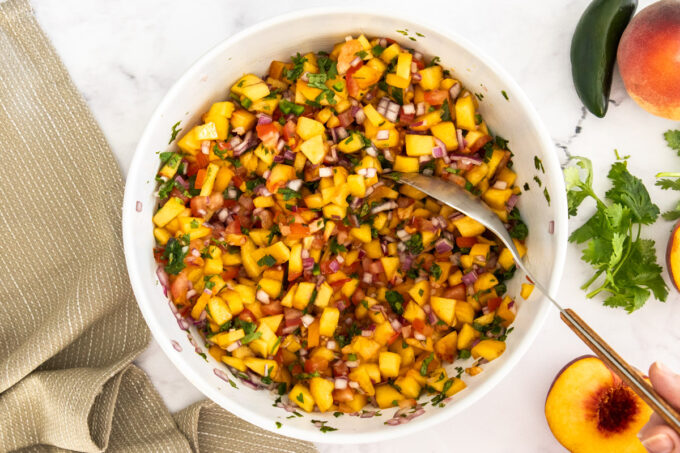 Easy Fresh Peach Salsa - Hey Nutrition Lady