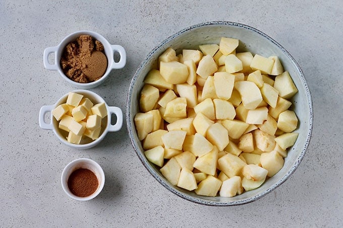 Cinnamon Roasted Apples - Hey Nutrition Lady