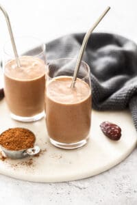 Chocolate Black Bean Smoothie - Hey Nutrition Lady